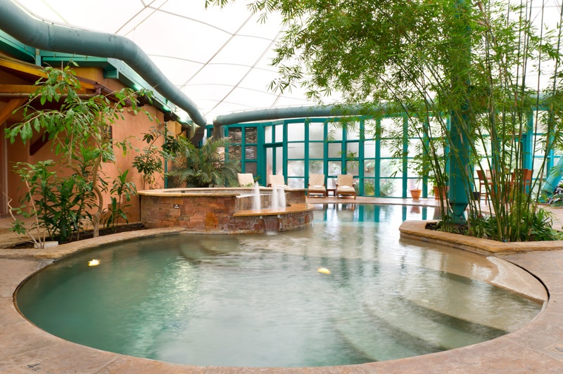 Taos-El-Monte-Sagrado-Interior-Aqua_Center_pool_hot_tub | UrbanGypZ